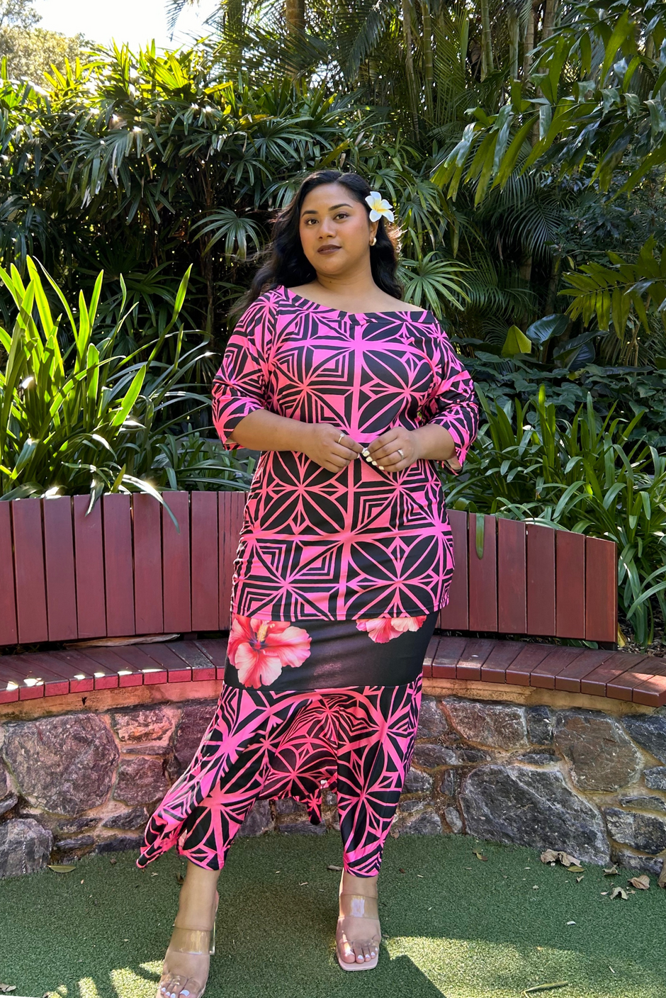 PULETASI – Penina's Island Boutique